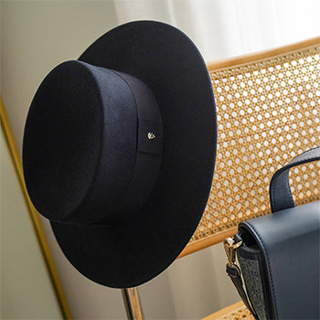 How to Give a Hat as a Gift | Hat Gift Ideas | Helen Kaminski